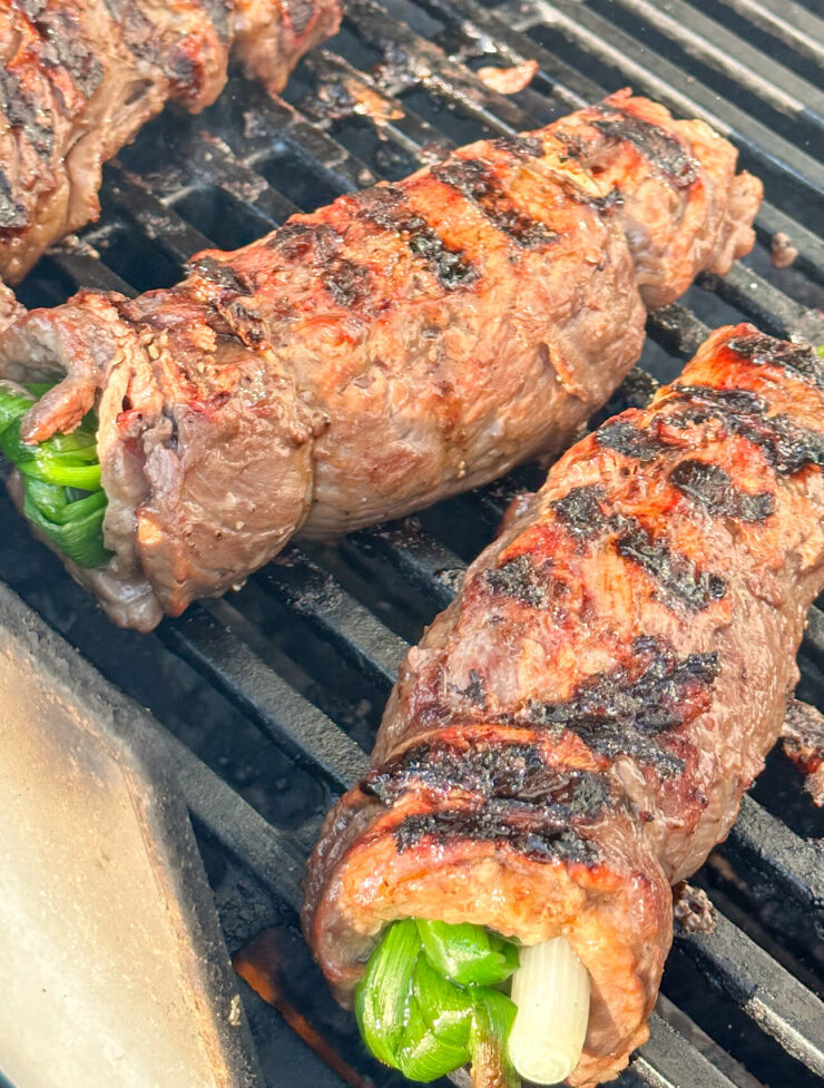 Easy Beef Negimaki (Grilled Japanese Steak and Scallion Rolls) - The ...