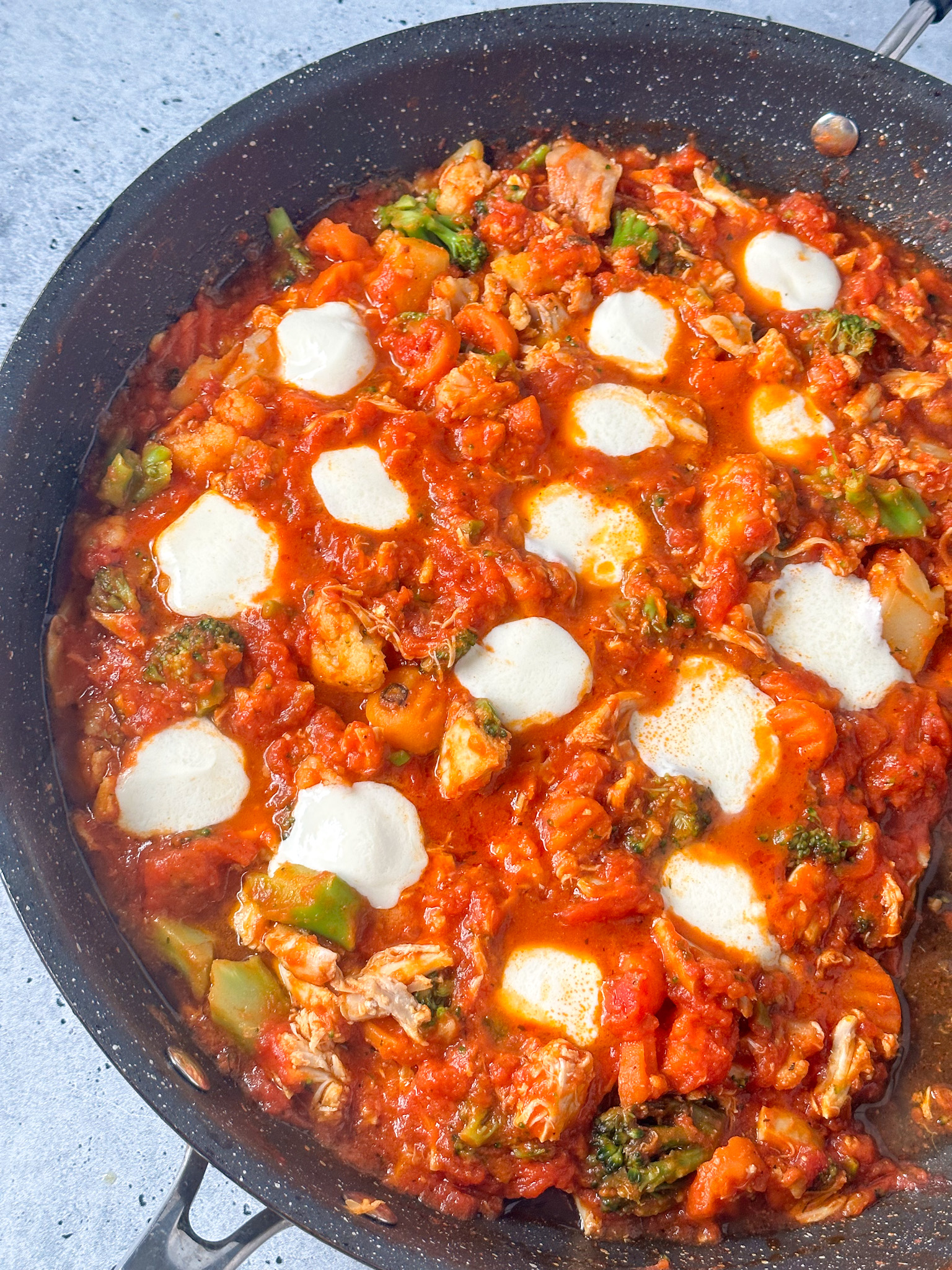 15 Minute Chicken and Vegetable Marinara Pasta (Simple Skillet Recipe ...