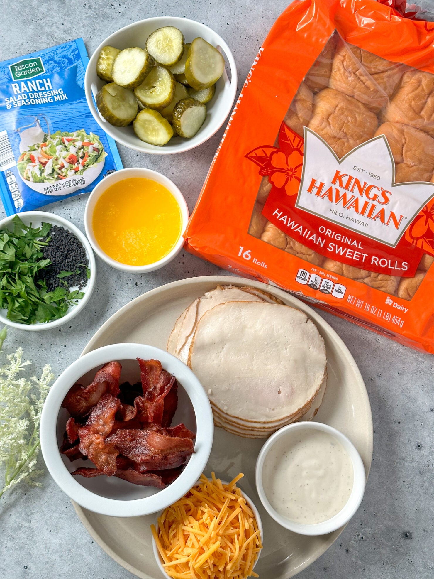 Turkey Bacon Ranch Sliders (Easy Appetizer) - The Tasteful Tribe